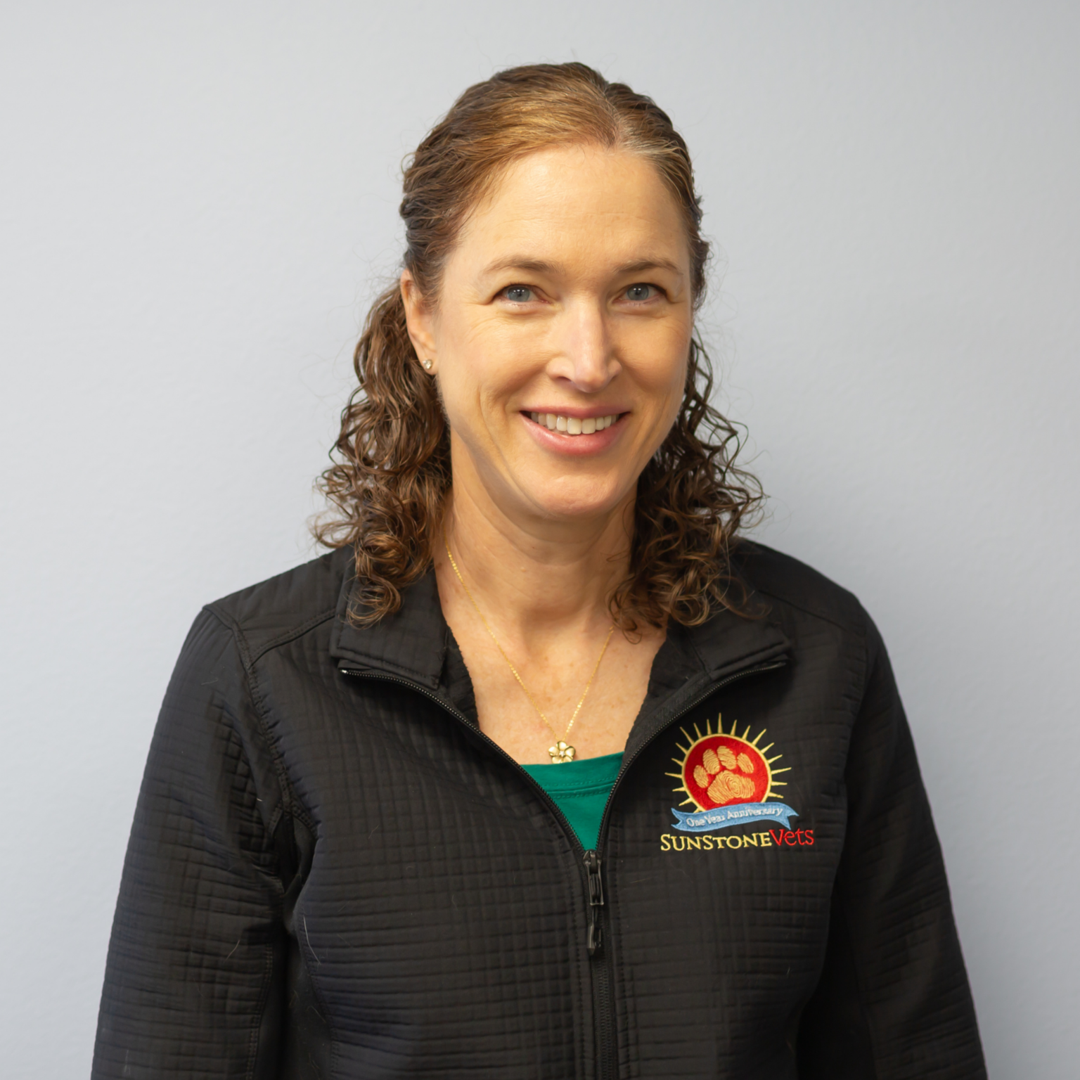 Meet the veterinarians & team at Sunstone Veterinary Specialists ...